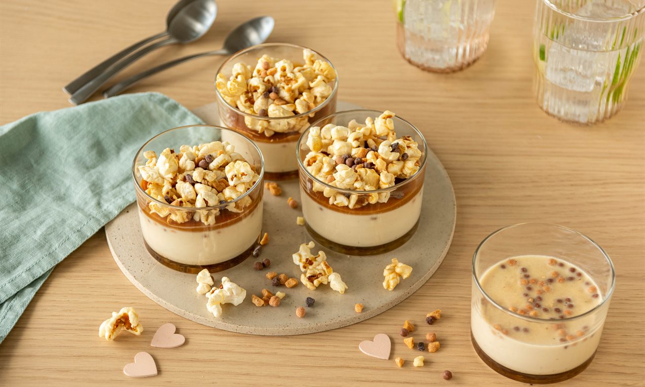 Panna cotta au caramel et pop-corn Recette | Dr. Oetker